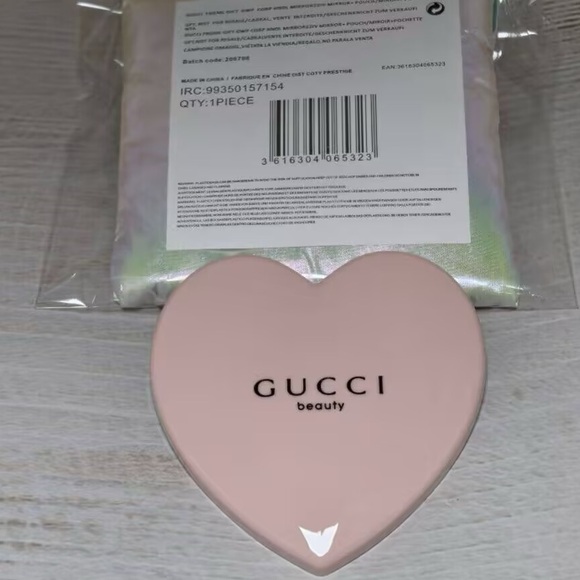 Gucci | Accessories | Gucci Beauty Compact Heart Double Mirror | Poshmark